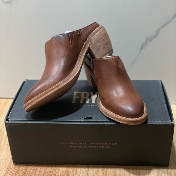 Frye | Shoes | Frye Rosalia Mule | Poshmark